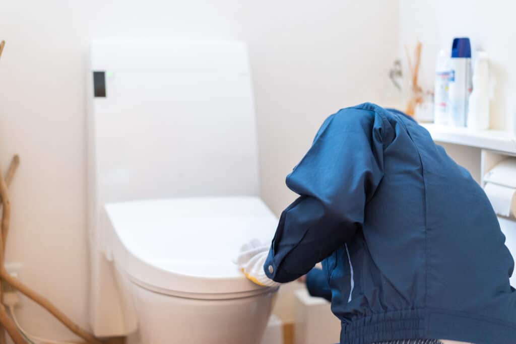 Smart Toilet Installation Tips You Need to Know - Punctual Plumber Dallas