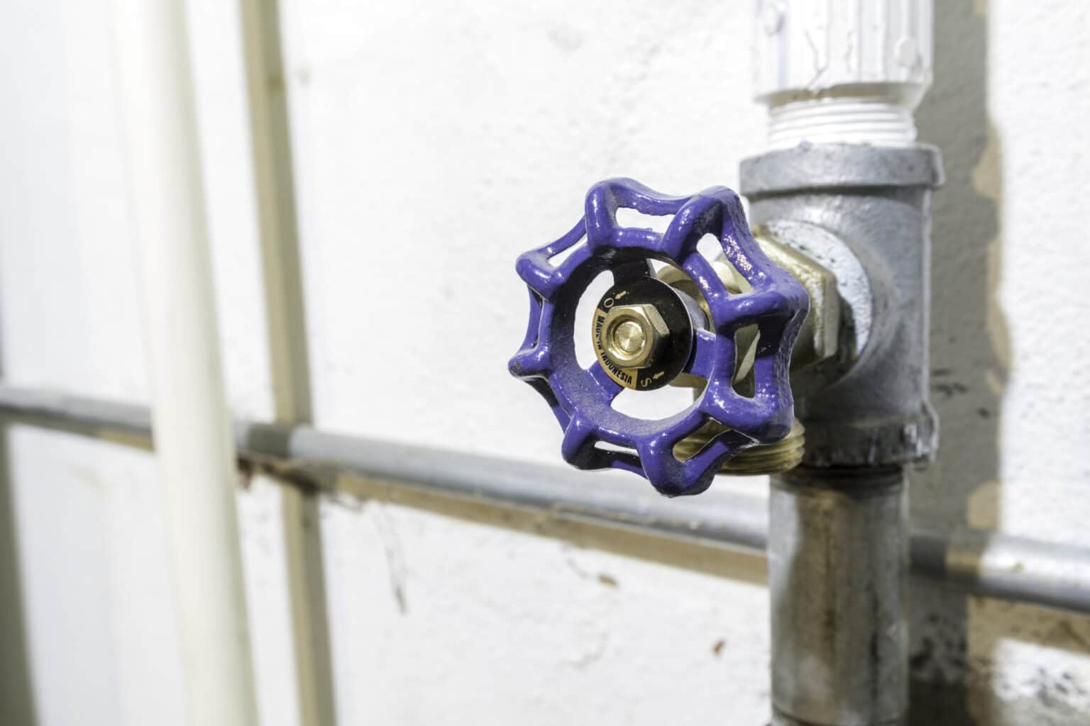 Shut Off Valve Placement and Replacement Essentials - Punctual Plumber ...