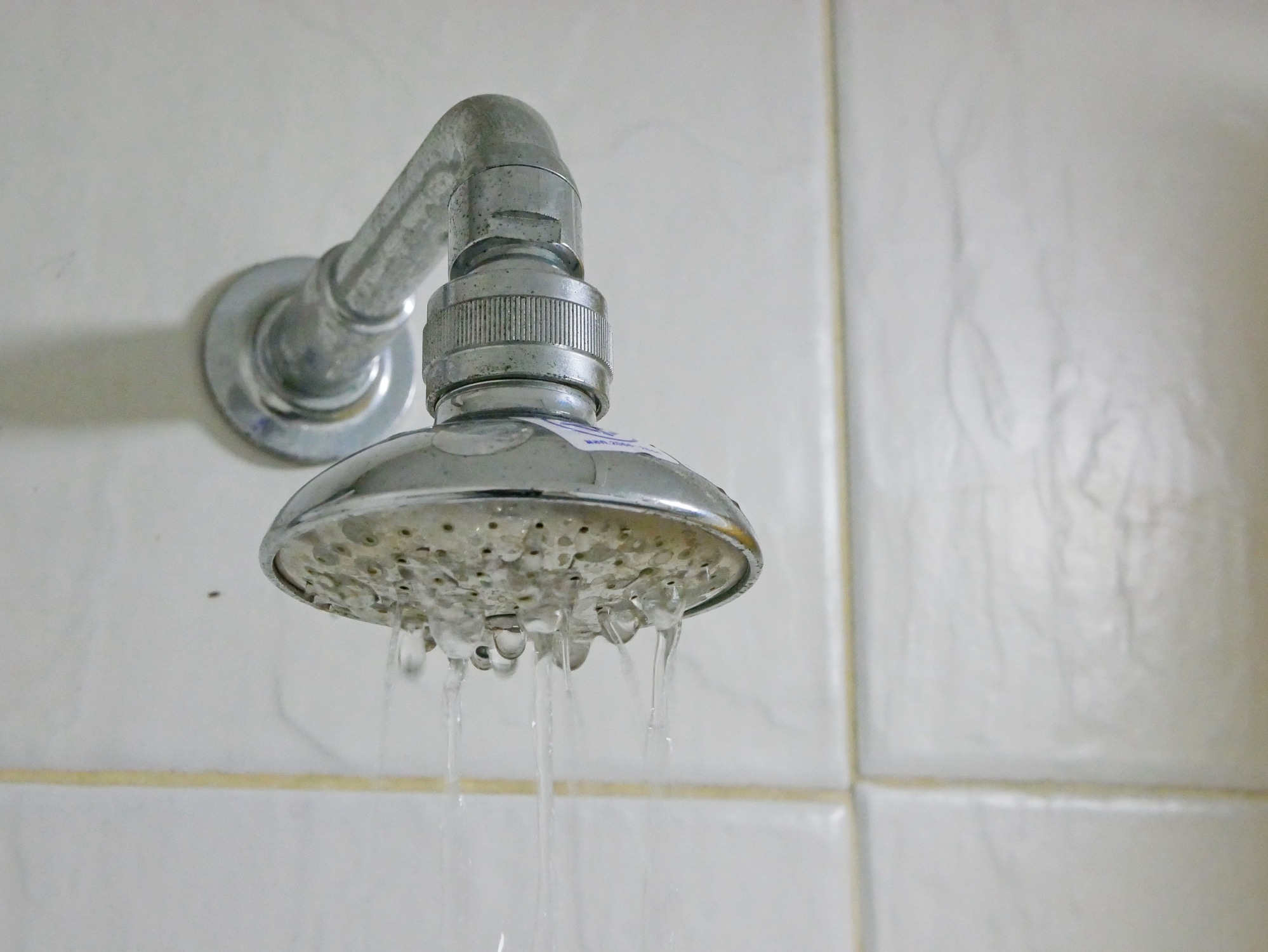 Low Water Pressure: Discover Causes And DIY Solutions - Benjamin ...